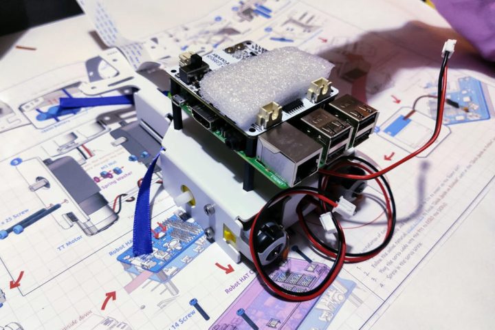 SunFounder PiCar-X Raspberry and the shield – Renzo Mischianti