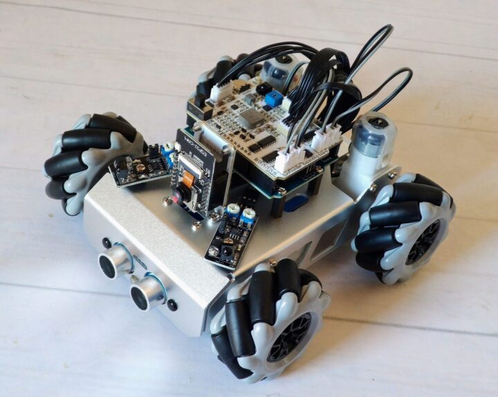 Zeus Smart Car Kit: light and WiFi signal boost to explore the dark ...